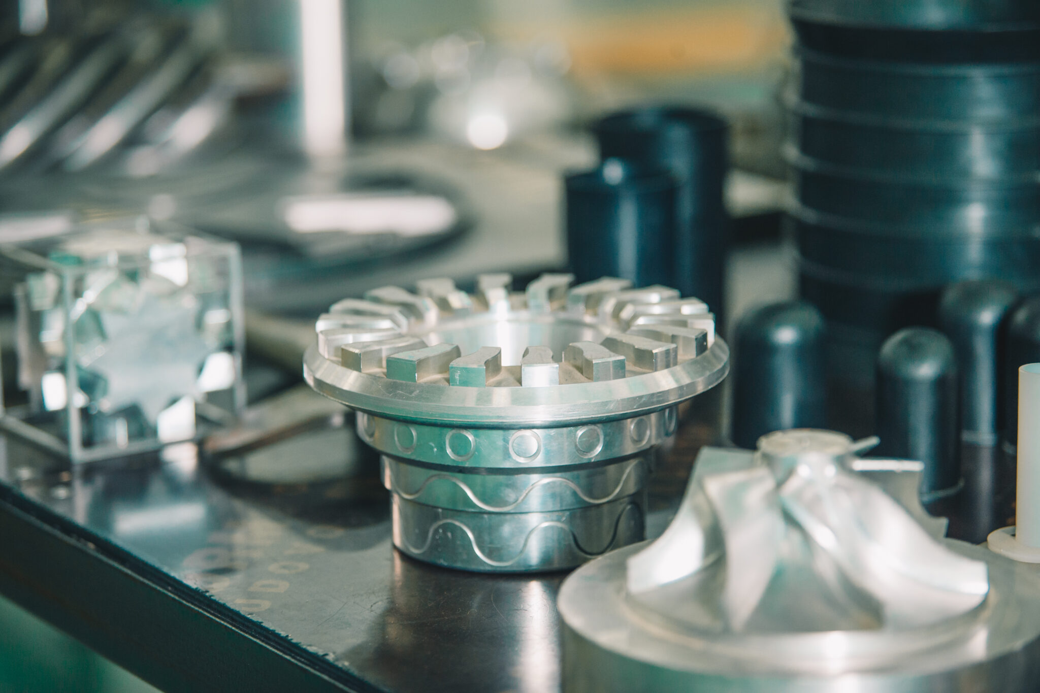What Are the Three Main Parts of the Injection Mold? | Freeform Polymers